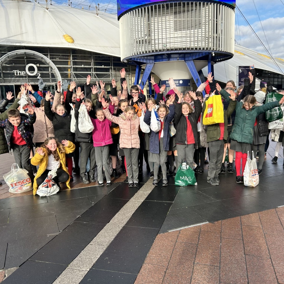 Rodings Primary School - Singing Squad at O2